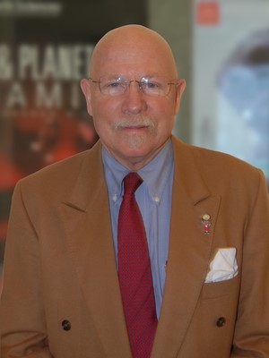 Professor Lyons receives Distinguished Scholar Award | School of Earth ...